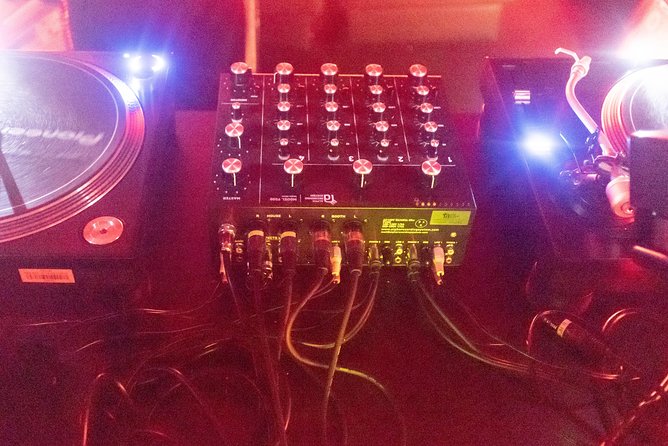 Shibuya House Disco Techno DJ Bars Experience - Meeting and End Points