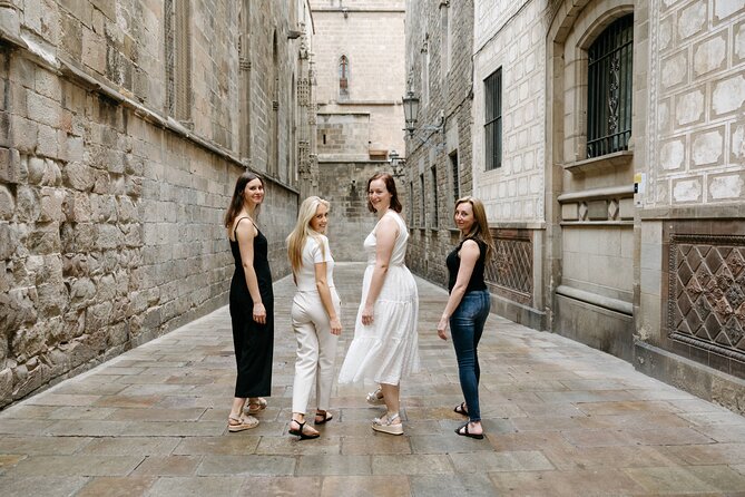 Shine in the Streets of Barcelona with Professional Photographer - Practical Details to Know