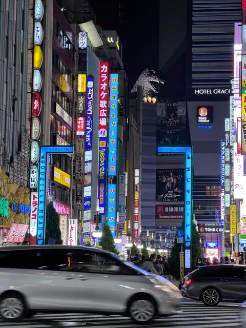 Shinjuku Kabukicho & Golden Gai Night Tour - Activities and Exploration