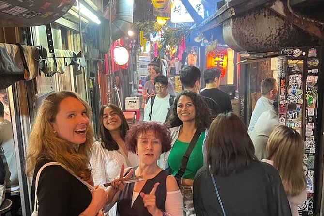 Shinjuku Kabukicho & Golden Gai Night Tour - Discovering Unique Bars and Eateries