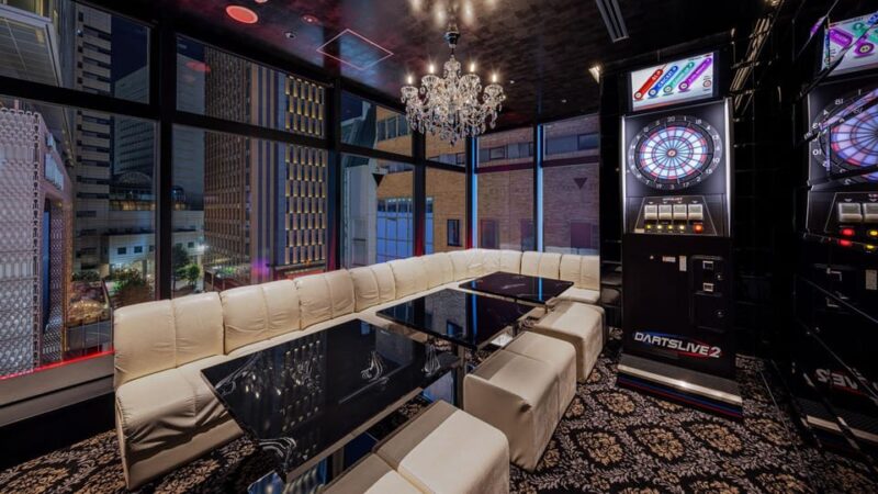 Shinjuku: Vegan Izakaya and Darts Bar Night Out With Drinks - Activities and Highlights