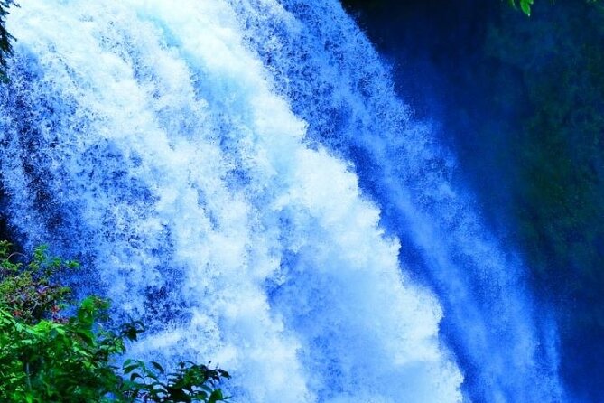 Shiraito Falls and Mt Fuji World Heritage Centre in Shizuoka /V-G - Key Points