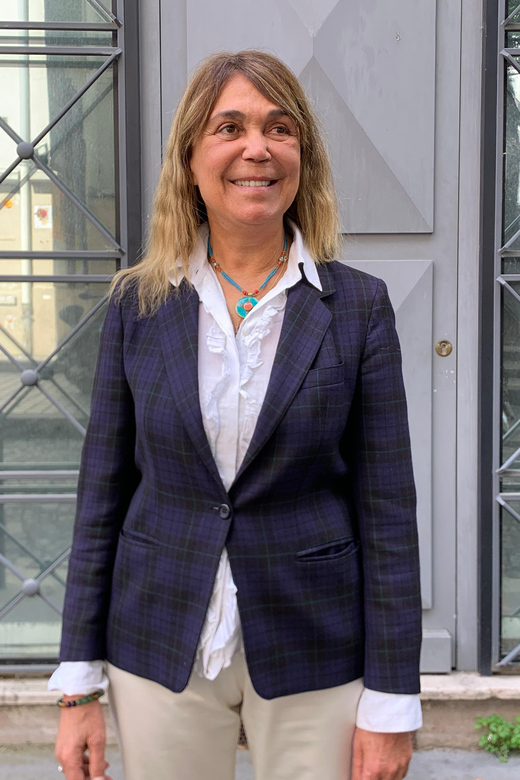 Shop like a Parisian with a fashion expert - Who Should Consider This Tour?