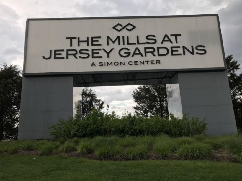 Shopping at Jersey Gardens - Key Points