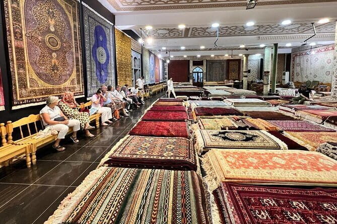 Shopping Carpet in Samarkand - Authentic Carpet Weaving Experience in Samarkand: A Review