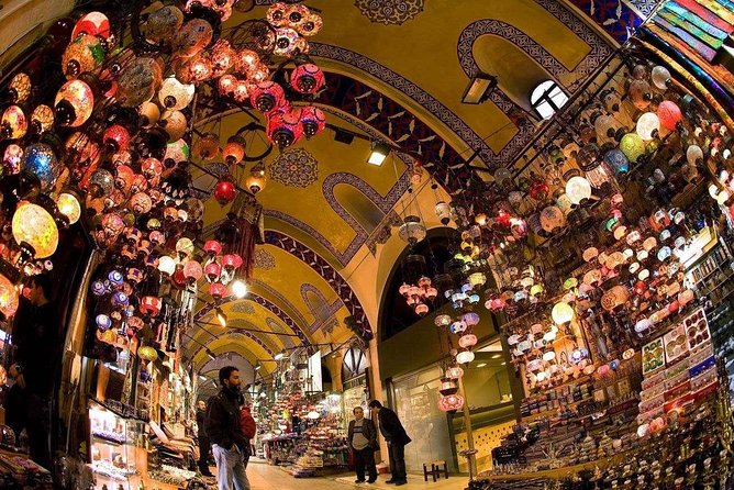 Shopping in Grand Bazaar - Shopping for Authentic Turkish Crafts