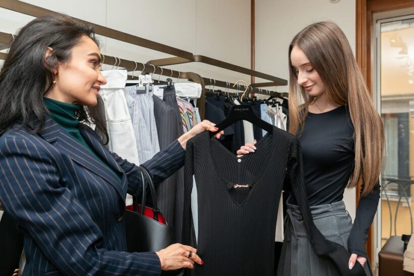 Shopping in Venice with a Personal Stylist - Key Points