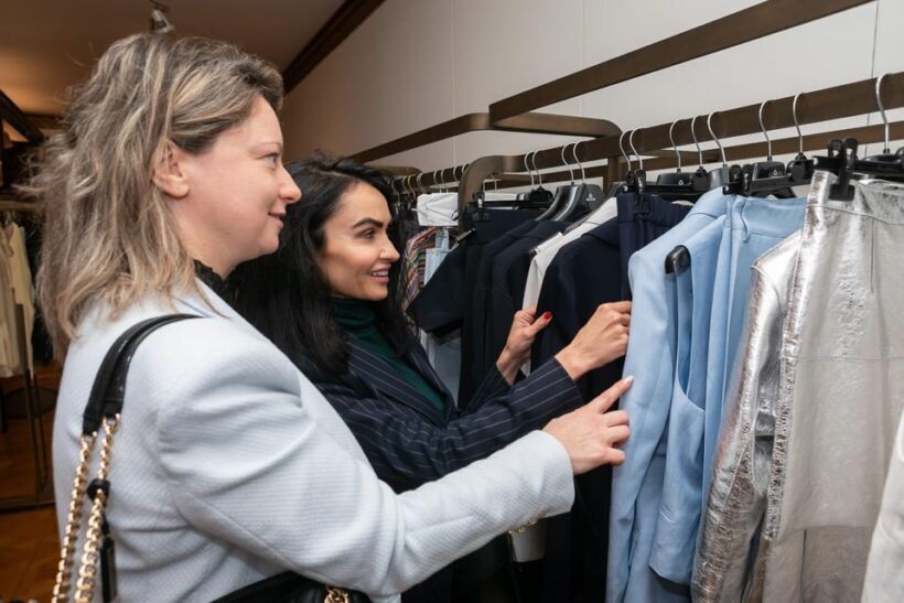 Shopping in Venice with a Personal Stylist - Discover Venice’s Hidden Gems with a Personal Stylist
