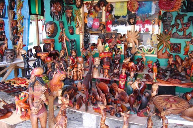 Shopping Tour From Runaway Bay Hotels - What to Expect from the Tour