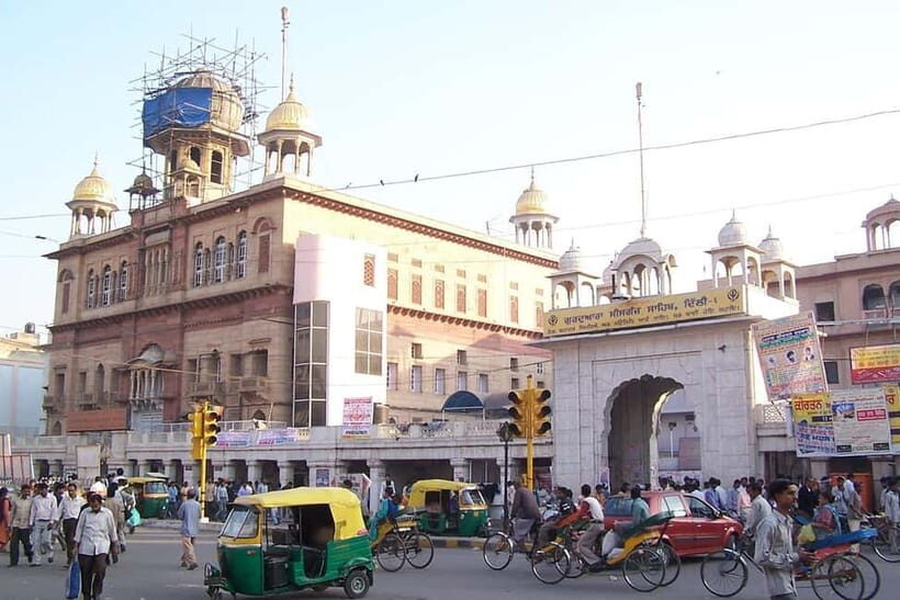 Shopping Tour of Old Delhi and New Delhi With Guide - FAQ