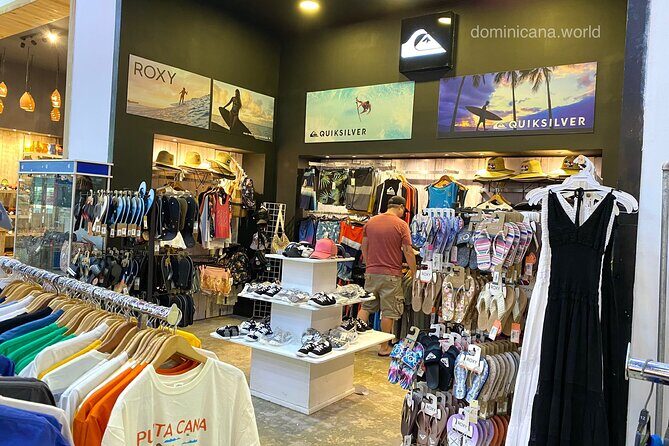 Shopping tour Punta Cana rum cigars coffee larimar chocolate souvenirs mamajuan - Who Will Enjoy This Tour?