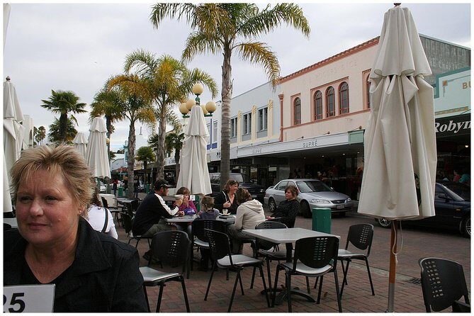 Shore Excursion: 4-Hour Discover Hawkes Bay and Napier Tour - What the Tour Offers