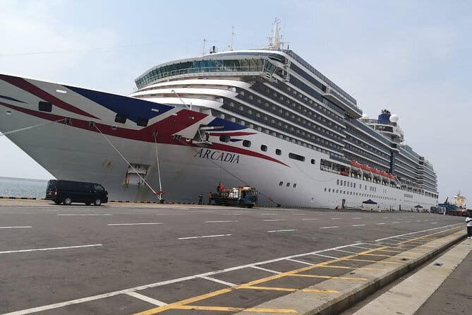 Shore Excursion Colombo Port To Colombo City Tour for 4 to 6 People - Who This Tour Is Best For