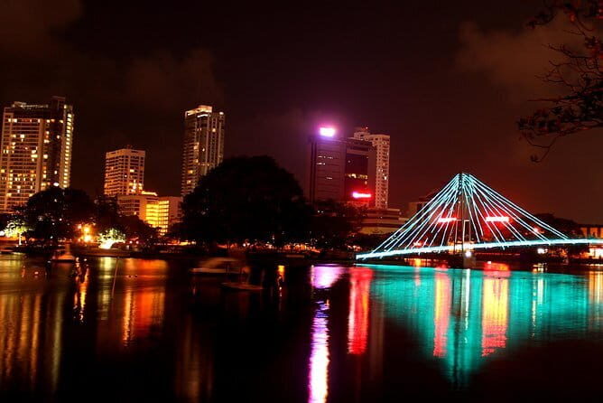 Shore Excursion Colombo Port to Kelaniya Temple & Colombo City for 1 to 2 People - The Value of This Experience