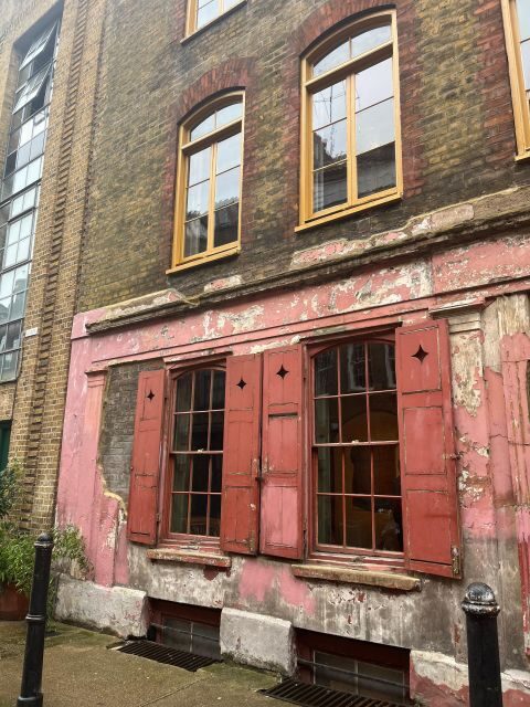 Shoreditch, East End Street Art tour best graffiti and art. - FAQ