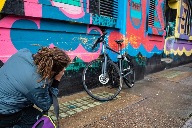 Shoreditch Street Art Private Photography Tour including Brick Lane - FAQ
