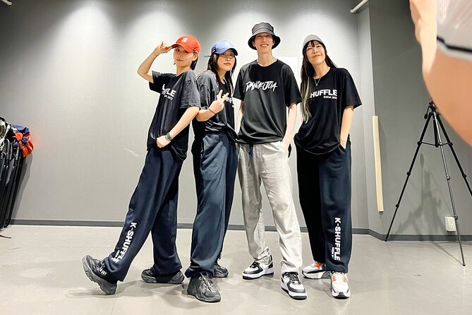 Shuffle Dance in Tokyo With a Tiktok Star - Intermediate Level - Meeting and Pickup Details