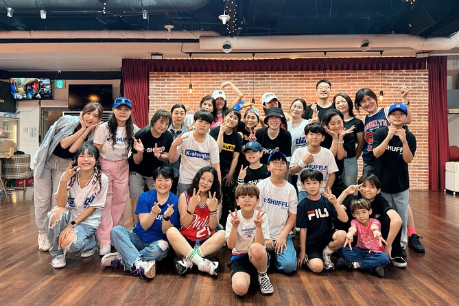 Shuffle Dance in Tokyo With a Tiktok Star - Intermediate Level - Whats Included