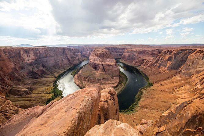 Shuttle Between Las Vegas, St George, Kanab and Page - An In-Depth Look at the Shuttle Experience