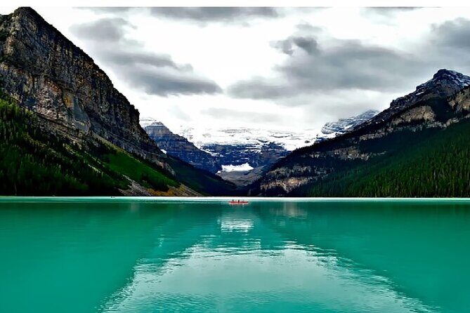 Shuttle from Banff or Canmore to Moraine Lake and Lake Louise - FAQs