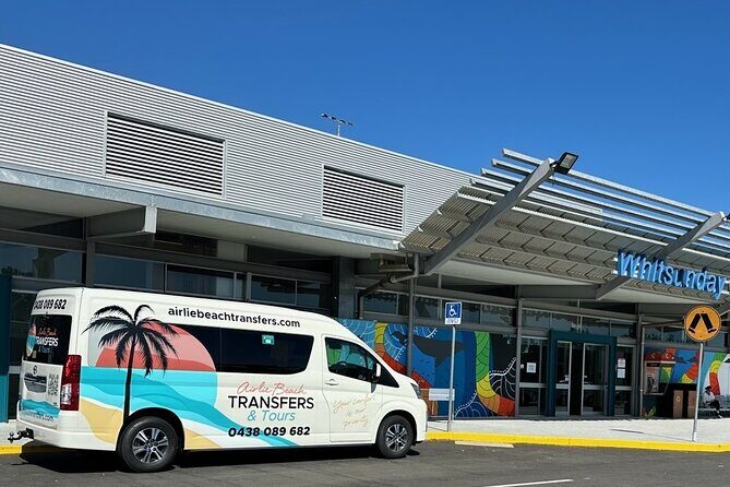 Shuttle from Proserpine Airport to Airlie Beach - Key Points