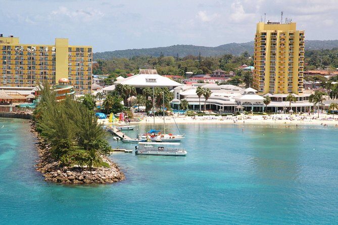 Shuttle Service from Ocho Rios Hotels to Ocho Rios Attractions - Who Should Consider This Shuttle?