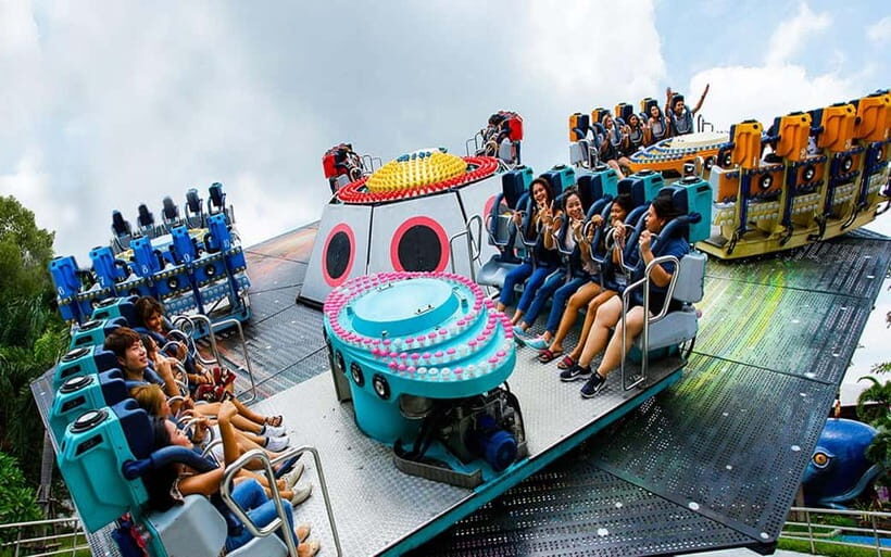 Siam Amazing Park Entry Ticket with Buffet Lunch (NON THAI) - The Realities of the Experience