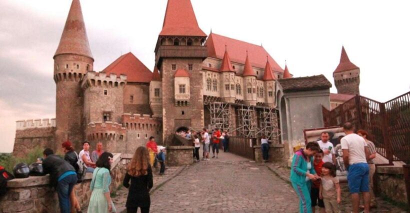 Sibiu: Alba Iulia and Corvin Castle Guided Tour - In The Sum Up