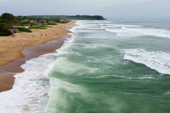 SIC North Goa Sightseeing Tour - Transportation and Group Dynamics