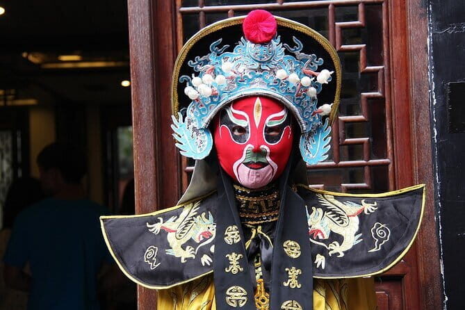 Sichuan Opera Face-Changing Show And Hotpot Dinner Evening Tour - Key Points