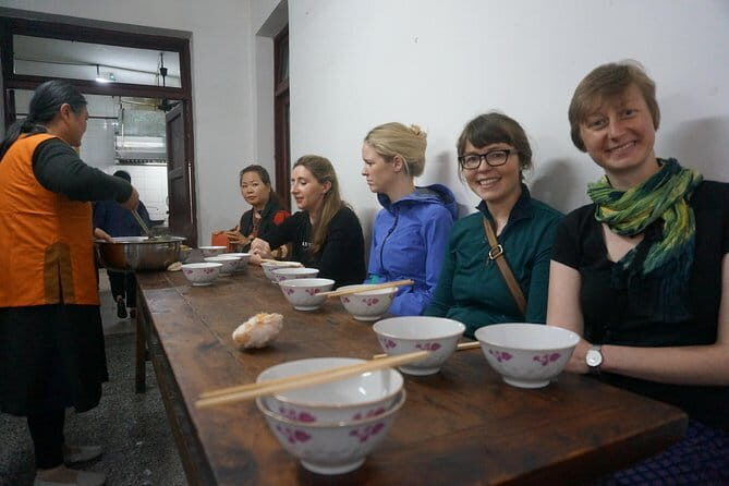 Sichuan Opera Face-Changing Show And Hotpot Dinner Evening Tour - Who Should Consider This Tour?