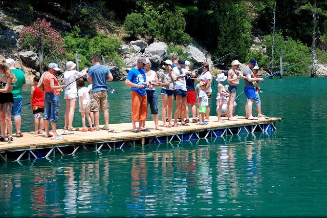 Side Green Canyon Boat Trip With Unlimited Drinks And Lunch - Accessibility and Considerations