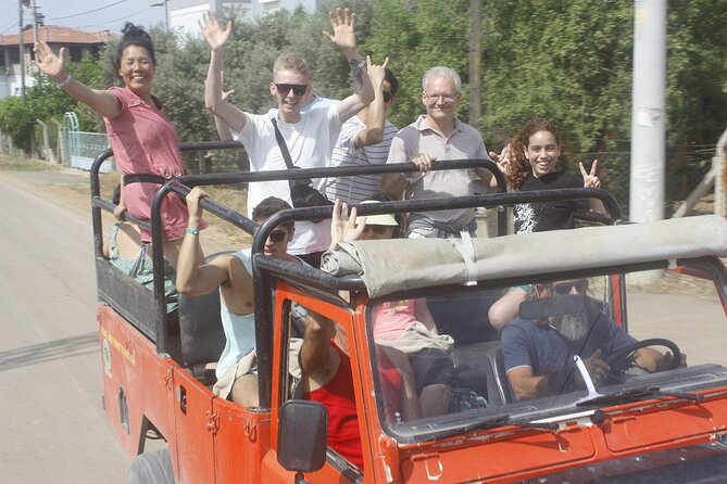 Side Green Lake Boat Tour and Jeep Safari Full Day Trip - Exploring Green Lake