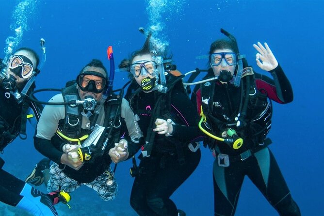 "Side: Scuba Diving in the Fascinating Underwater Museum" - FAQ