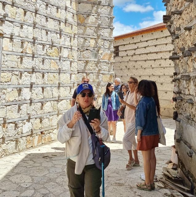 Side:Golden Cradle Cavern & Ormana Village Tour - FAQ