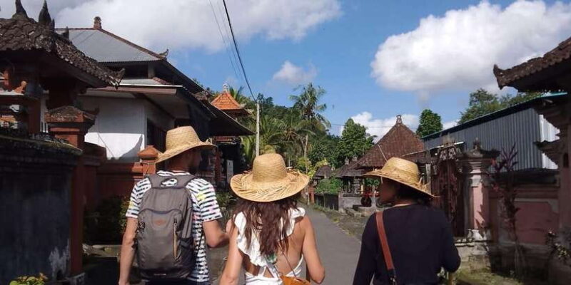 Sidemen: Balinese Traditional Activities - The Experience with Guides and Other Travelers