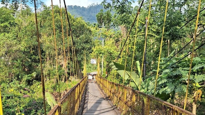 Sidemen Trekking: A Walk from a Different Perspective - Authentic Experiences Driven by Guided Insight