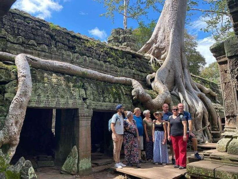 Siem Reap: 1-Day Angkor Tour with French-Speaking Guide - What’s Included and What’s Not