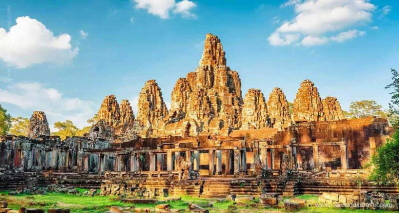 Siem Reap: 1-Day Angkor Wat Group Tour with Spanish Guide - Why This Tour Is Perfect For