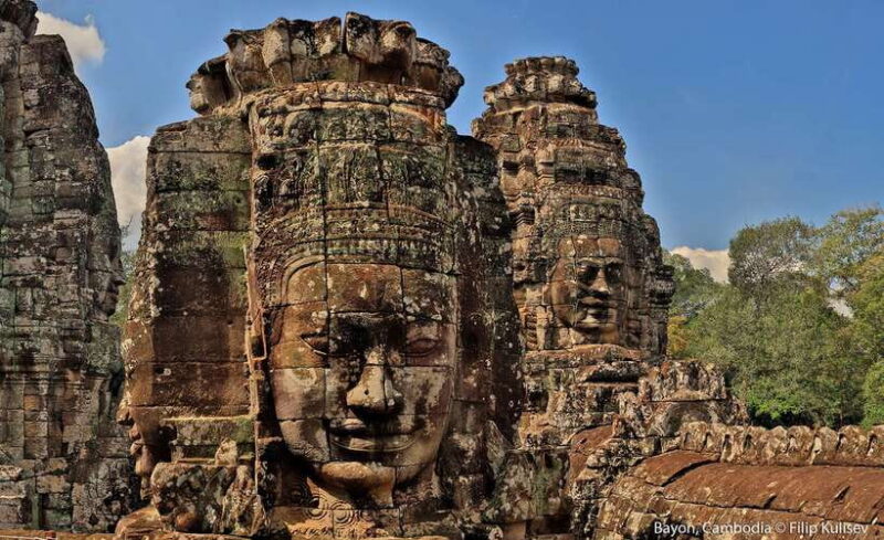 Siem Reap: 2-Day Angkor Sunrise, Banteay Srey, & Beng Mealea - Transportation and Group Size