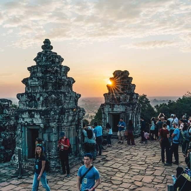 Siem Reap: Angkor 1-Day Private Tour with Sunset or Sunrise - Transportation and Comfort