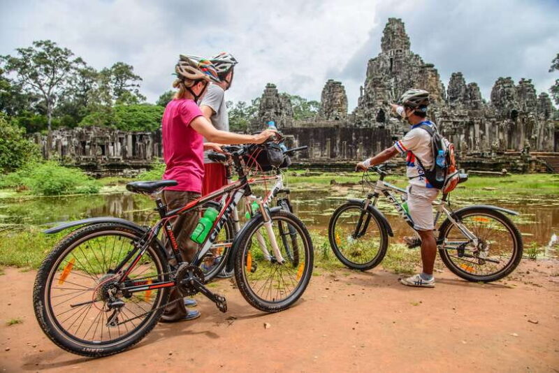 Siem Reap: Angkor Sunrise Bike Tour with Breakfast and Lunch - Breakfast in the Jungle