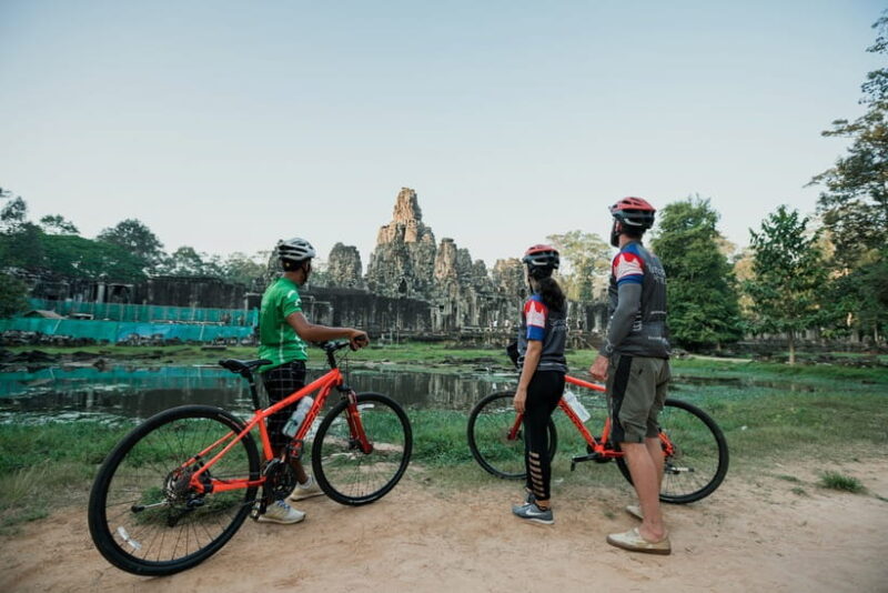 Siem Reap: Angkor Sunrise Bike Tour with Breakfast and Lunch - Returning in Comfort and Style
