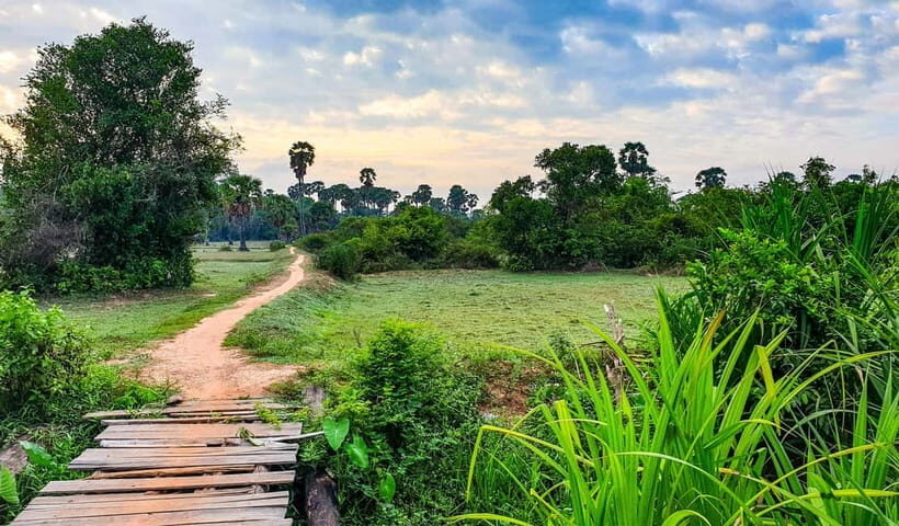 Siem Reap: Angkor Temples Off the beaten track Photo Trip - Who Should Consider This Tour?