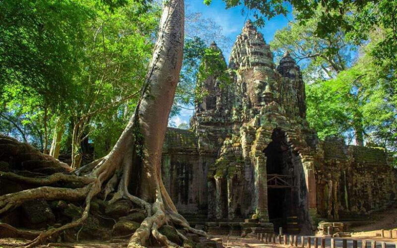 Siem Reap: Angkor Temples Small Circuit Shared Group Tour - The Experience of Guided Tours in Angkor
