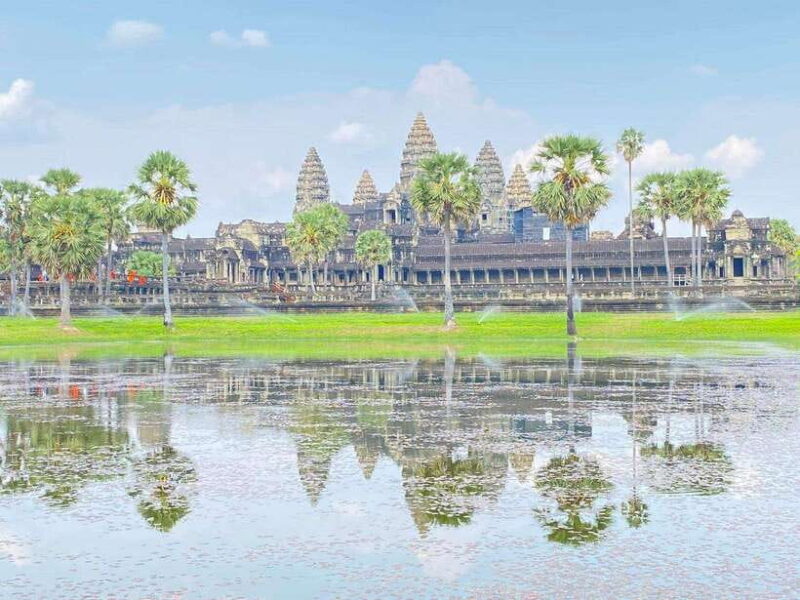 Siem Reap: Angkor Wat Small-Group Day Tour - Key Points
