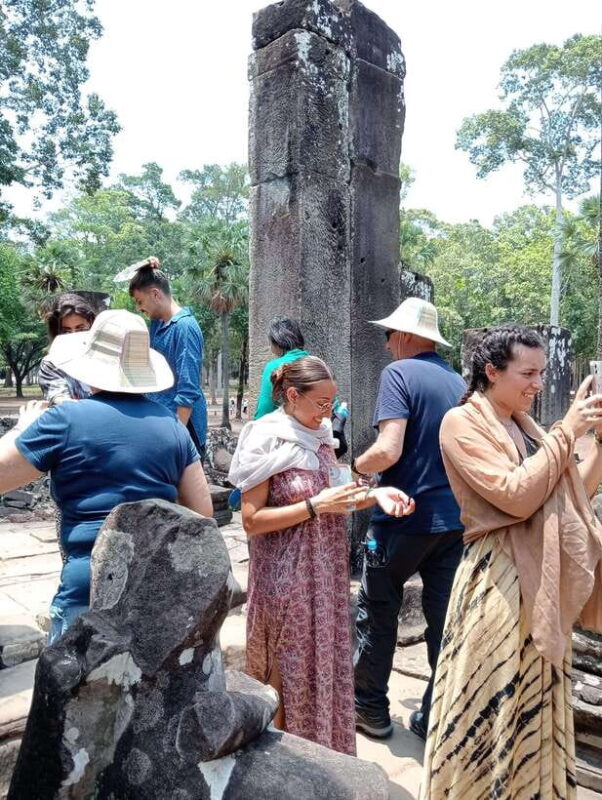 Siem Reap: Angkor Wat Small-Group Day Tour - Authentic Experiences and Reviews