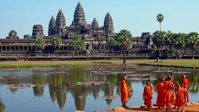 Siem Reap: Angkor Wat: Small-Group Sunrise or Sunset Tour - An In-Depth Look at the Tour Experience
