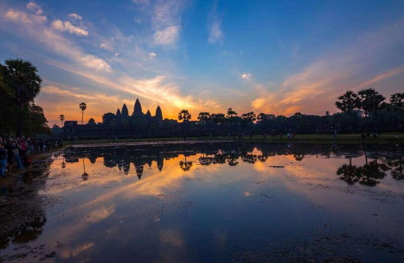 Siem Reap: Angkor Wat: Small-Group Sunrise Tour - Key Points