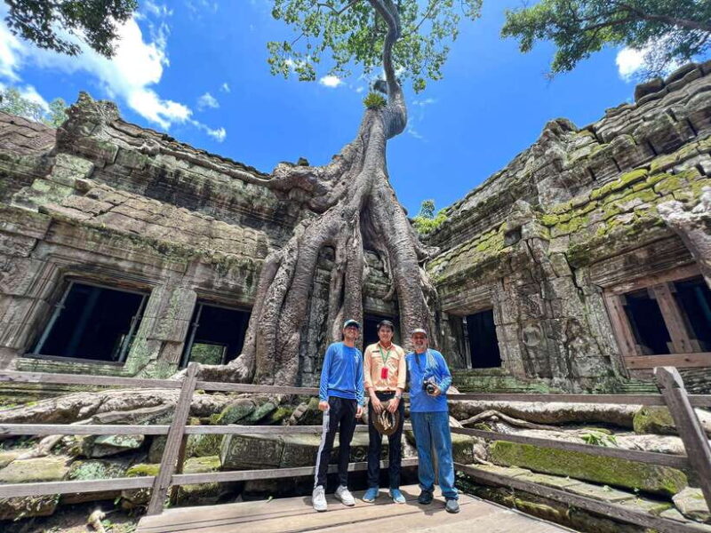 Siem Reap: Angkor Wat Sunrise Tour via Tuk Tuk & Breakfast - Why This Tour Works Well